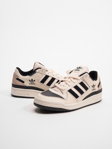 adidas Originals Forum Low CL | DEFSHOP | 136487