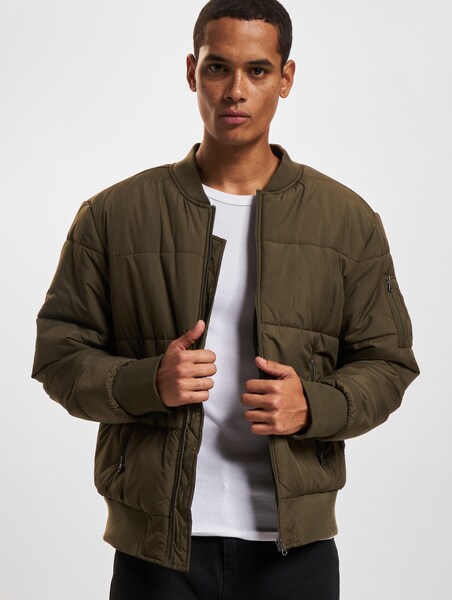 Urban Classics Basic Quilt | DEFSHOP | 9985